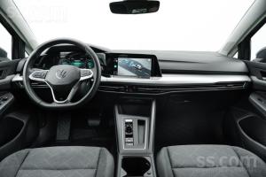 Серый Фольксваген Golf 8 2025 в Рига, объемом двигателя 1.00 л и пробегом 13 тыс. км за 23450 €, фото 28 на AUTOMOTO.COM.LV