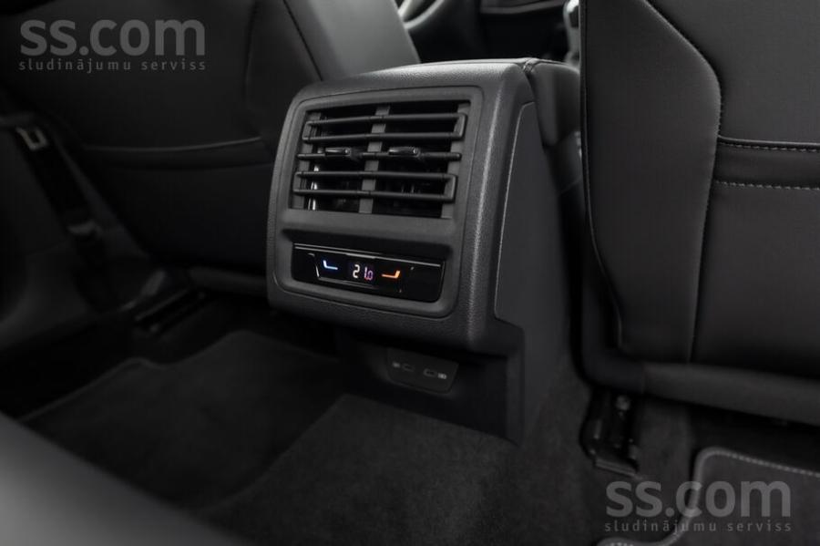 Pelēks Volkswagen Golf VIII 2026 Rīga, ar dzinēja tilpumu 1.50 L un nobraukumu 10 tūkst. km par 24000 €, foto 16 vietnē AUTOMOTO.COM.LV