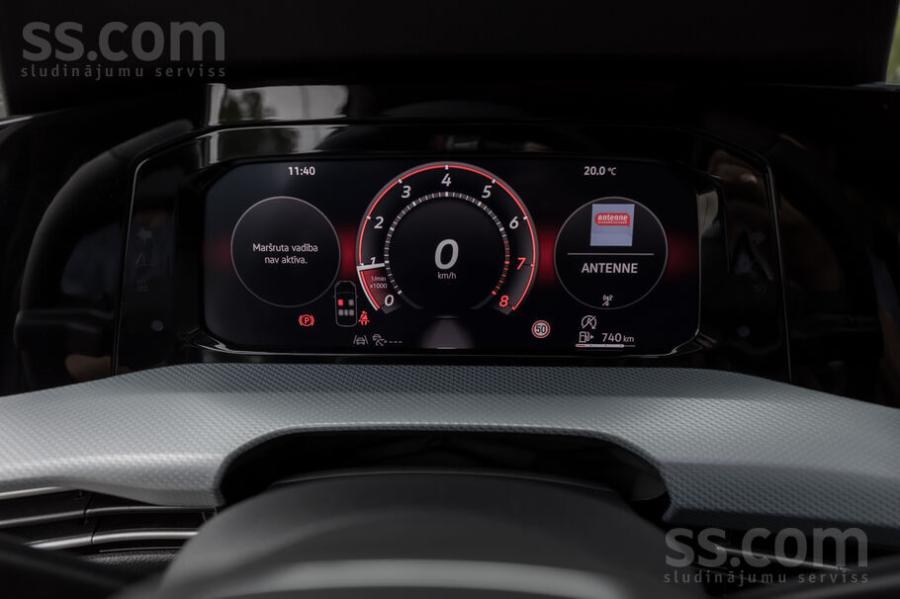 Pelēks Volkswagen Golf VIII 2026 Rīga, ar dzinēja tilpumu 1.50 L un nobraukumu 10 tūkst. km par 24000 €, foto 25 vietnē AUTOMOTO.COM.LV