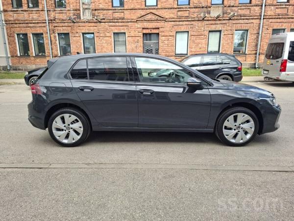 Grey Volkswagen Golf VIII 2026 in Daugavpils, with an engine capacity of 1.50 L and mileage of 0 thousand km for 23057 €, photo 2 on AUTOMOTO.COM.LV