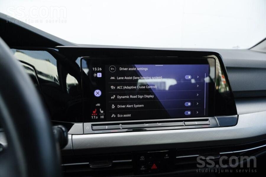 Grey Volkswagen Golf VIII 2021 in Riga, with an engine capacity of 1.50 L and mileage of 166 thousand km for 13750 €, photo 19 on AUTOMOTO.COM.LV