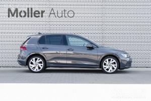 Pelēks Volkswagen Golf VIII 2020 Rīga, ar dzinēja tilpumu 2.00 L un nobraukumu 135 tūkst. km par 20450 €, foto 6 vietnē AUTOMOTO.COM.LV