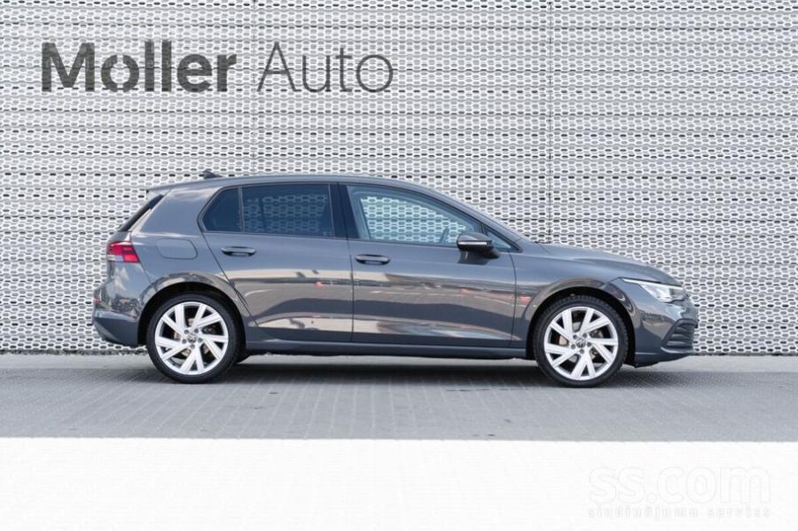 Pelēks Volkswagen Golf VIII 2020 Rīga, ar dzinēja tilpumu 2.00 L un nobraukumu 135 tūkst. km par 20450 €, foto 6 vietnē AUTOMOTO.COM.LV