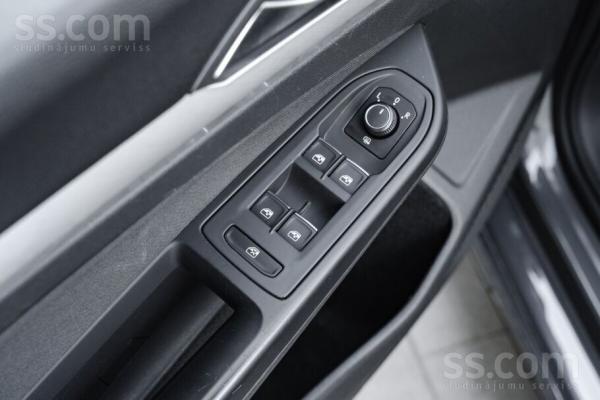Серый Фольксваген Golf 8 2020 в Рига, объемом двигателя 2.00 л и пробегом 135 тыс. км за 20450 €, фото 7 на AUTOMOTO.COM.LV
