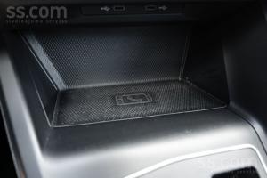 Pelēks Volkswagen Golf VIII 2020 Rīga, ar dzinēja tilpumu 2.00 L un nobraukumu 135 tūkst. km par 20450 €, foto 17 vietnē AUTOMOTO.COM.LV