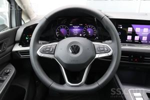 Pelēks Volkswagen Golf VIII 2021 Rīga, ar dzinēja tilpumu 1.50 L un nobraukumu 132 tūkst. km par 16800 €, foto 10 vietnē AUTOMOTO.COM.LV