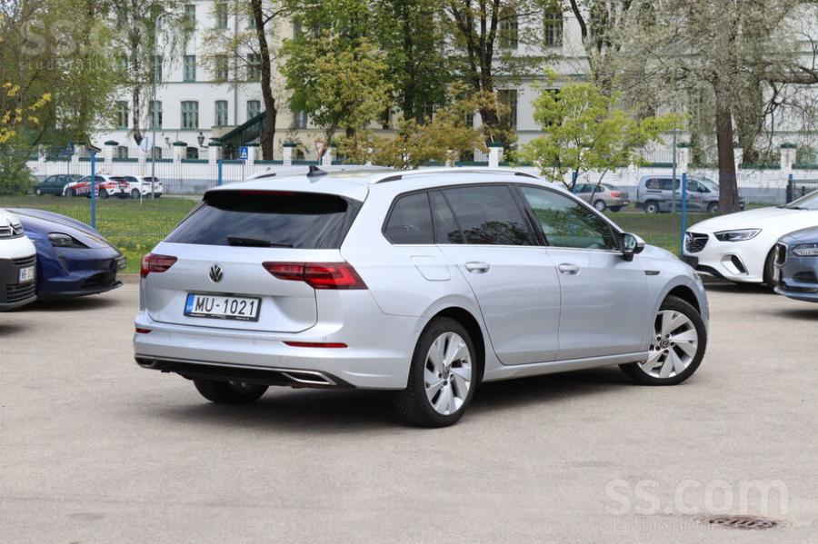 Pelēks Volkswagen Golf VIII 2021 Rīga, ar dzinēja tilpumu 1.50 L un nobraukumu 132 tūkst. km par 16800 €, foto 32 vietnē AUTOMOTO.COM.LV
