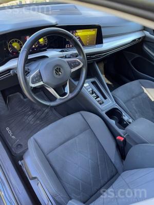 Pelēks Volkswagen Golf VIII 2021 Rīga, ar dzinēja tilpumu 1.50 L un nobraukumu 110 tūkst. km par 16800 €, foto 9 vietnē AUTOMOTO.COM.LV