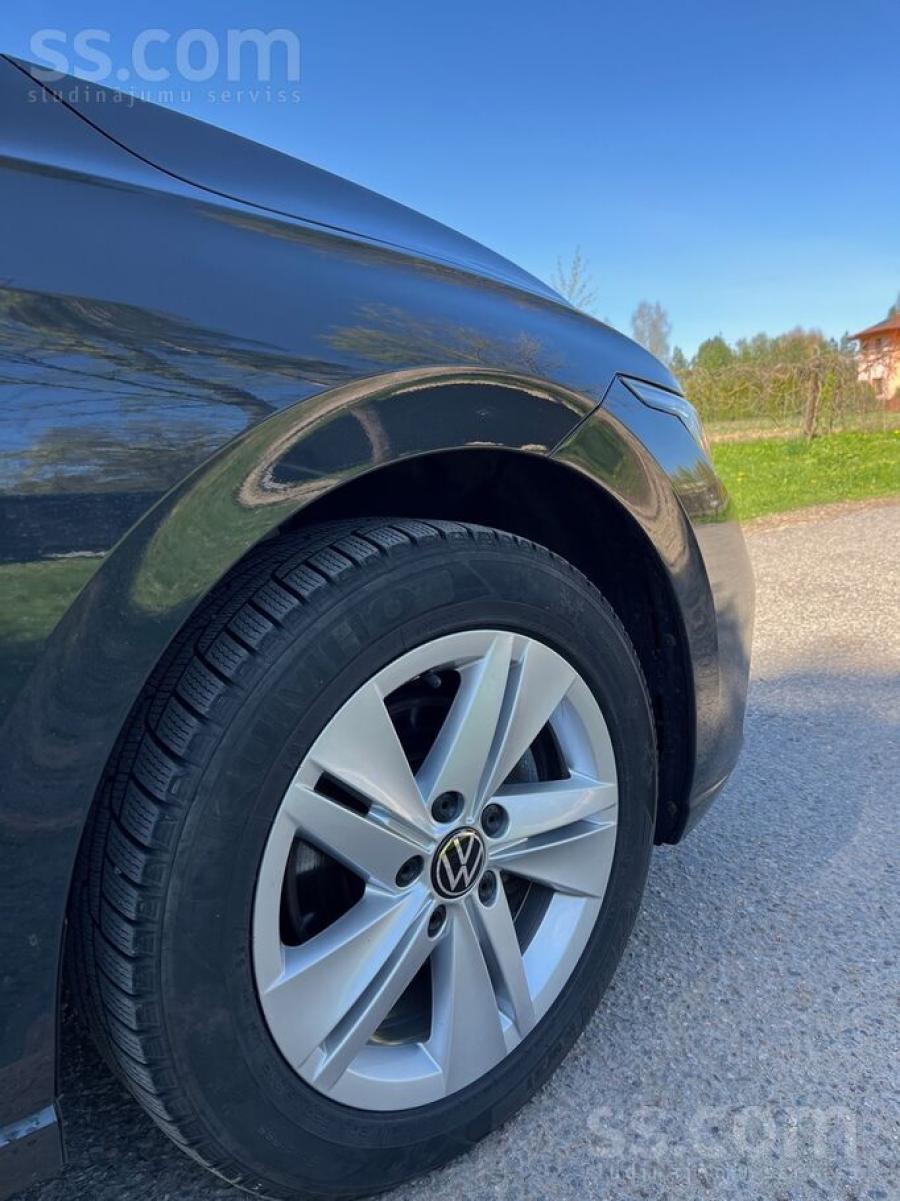 Pelēks Volkswagen Golf VIII 2021 Rīga, ar dzinēja tilpumu 1.50 L un nobraukumu 110 tūkst. km par 16800 €, foto 12 vietnē AUTOMOTO.COM.LV