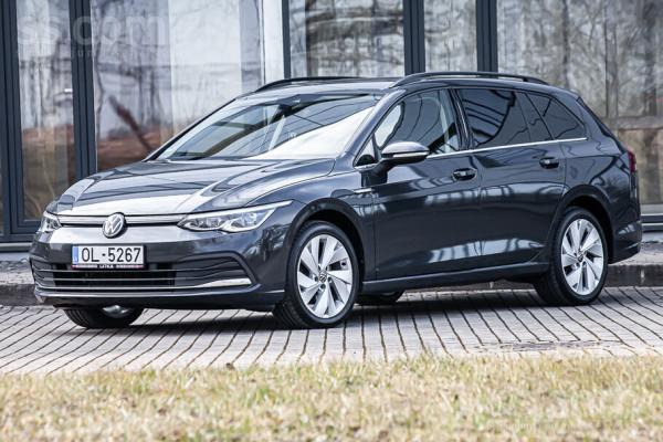 Grey Volkswagen Golf VIII 2021 in Tukums, with an engine capacity of 2.00 L and mileage of 199 thousand km for 15950 €, photo 3 on AUTOMOTO.COM.LV