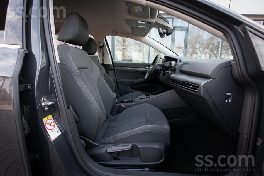Серый Фольксваген Golf 8 2021 в Тукумс, объемом двигателя 2.00 л и пробегом 199 тыс. км за 15950 €, фото 20 на AUTOMOTO.COM.LV