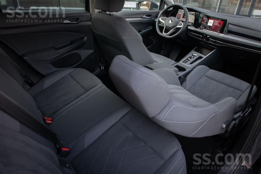 Серый Фольксваген Golf 8 2021 в Тукумс, объемом двигателя 2.00 л и пробегом 199 тыс. км за 15950 €, фото 24 на AUTOMOTO.COM.LV