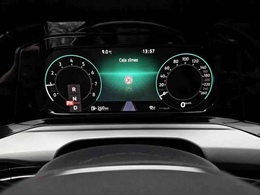 Серый Фольксваген Golf 8 2021 в Екабпилс, объемом двигателя 1.50 л и пробегом 79 тыс. км за 17990 €, фото 26 на AUTOMOTO.COM.LV