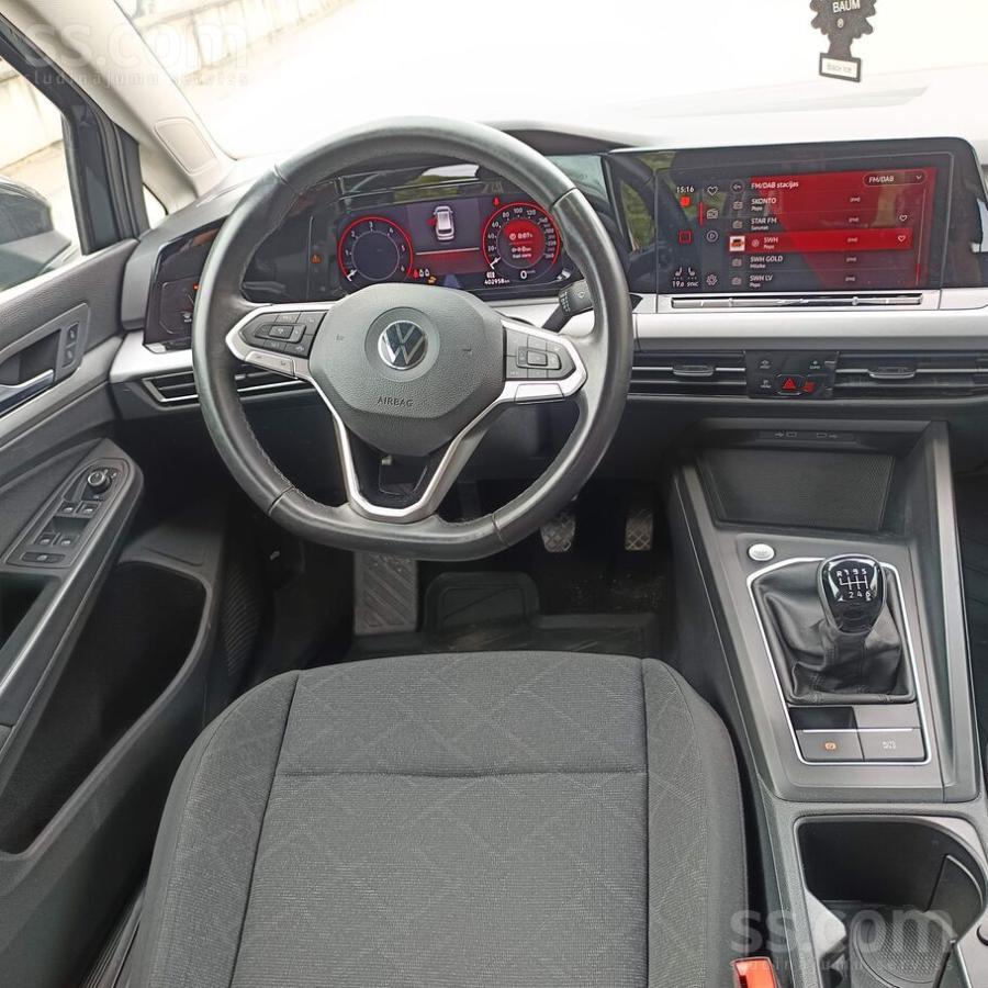 Grey Volkswagen Golf VIII 2021 in Riga, with an engine capacity of 2.00 L and mileage of 400 thousand km for 11900 €, photo 12 on AUTOMOTO.COM.LV