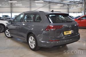 Pelēks Volkswagen Golf VIII 2021 Rīga, ar dzinēja tilpumu 1.50 L un nobraukumu 117 tūkst. km par 15800 €, foto 3 vietnē AUTOMOTO.COM.LV