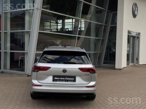 Pelēks Volkswagen Golf VIII 2021 Valmiera, ar dzinēja tilpumu 2.00 L un nobraukumu 128 tūkst. km par 15800 €, foto 6 vietnē AUTOMOTO.COM.LV