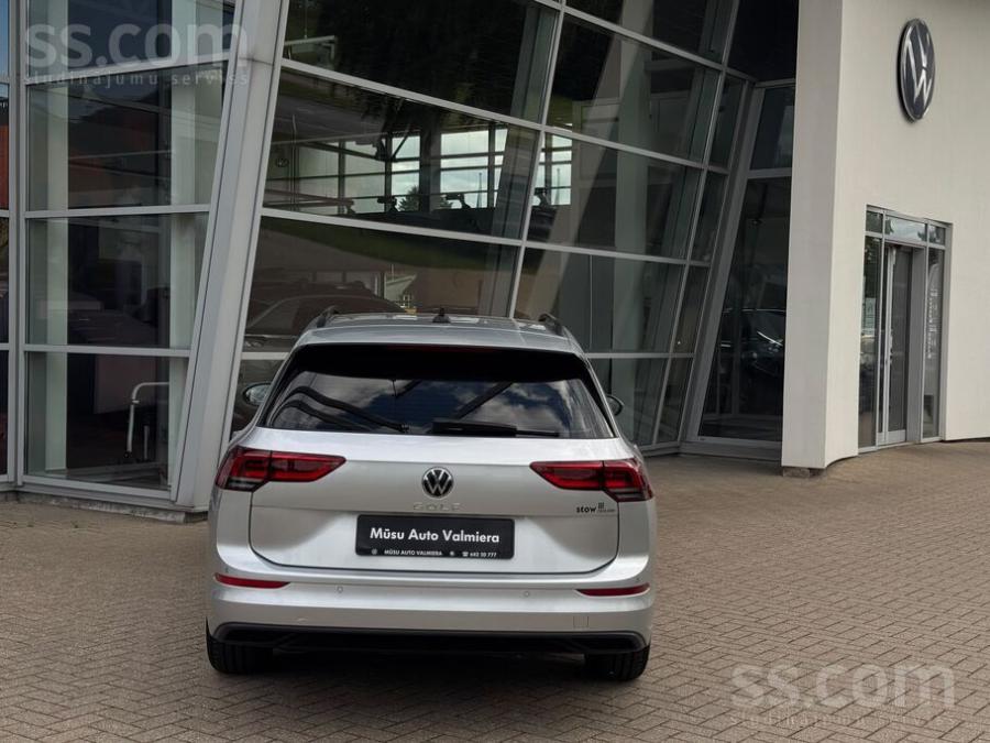Pelēks Volkswagen Golf VIII 2021 Valmiera, ar dzinēja tilpumu 2.00 L un nobraukumu 128 tūkst. km par 15800 €, foto 6 vietnē AUTOMOTO.COM.LV