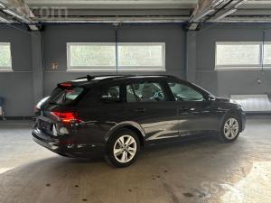 Pelēks Volkswagen Golf VIII 2021 Jūrmala, ar dzinēja tilpumu 2.00 L un nobraukumu 150 tūkst. km par 12750 €, foto 5 vietnē AUTOMOTO.COM.LV
