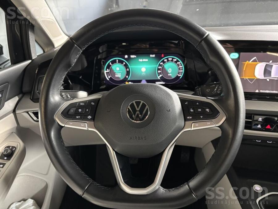 Pelēks Volkswagen Golf VIII 2021 Jūrmala, ar dzinēja tilpumu 2.00 L un nobraukumu 150 tūkst. km par 12750 €, foto 13 vietnē AUTOMOTO.COM.LV
