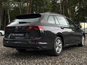 Grey Volkswagen Golf VIII 2021 in Valmiera, with an engine capacity of 2.00 L and mileage of 218 thousand km for 14200 €, photo 7 on AUTOMOTO.COM.LV