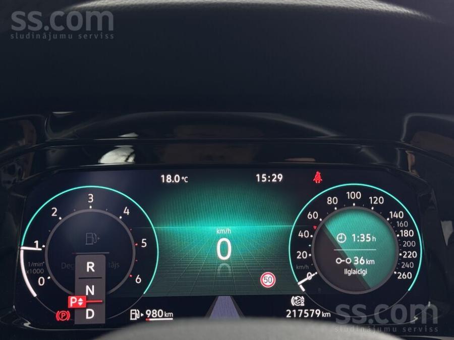Grey Volkswagen Golf VIII 2021 in Valmiera, with an engine capacity of 2.00 L and mileage of 218 thousand km for 14200 €, photo 13 on AUTOMOTO.COM.LV
