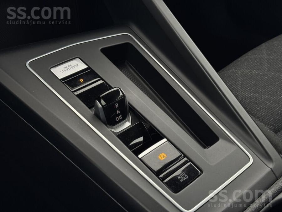Grey Volkswagen Golf VIII 2021 in Valmiera, with an engine capacity of 2.00 L and mileage of 218 thousand km for 14200 €, photo 21 on AUTOMOTO.COM.LV