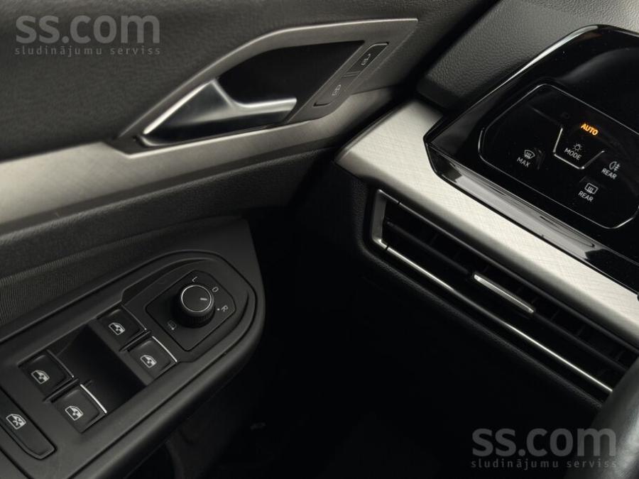 Grey Volkswagen Golf VIII 2021 in Valmiera, with an engine capacity of 2.00 L and mileage of 218 thousand km for 14200 €, photo 23 on AUTOMOTO.COM.LV