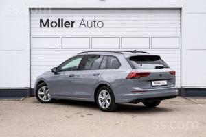 Grey Volkswagen Golf VIII 2022 in Riga, with an engine capacity of 2.00 L and mileage of 214 thousand km for 14250 €, photo 4 on AUTOMOTO.COM.LV