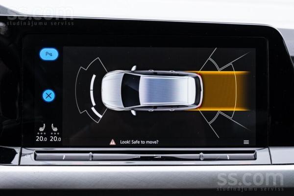 Серый Фольксваген Golf 8 2022 в Рига, объемом двигателя 2.00 л и пробегом 214 тыс. км за 14250 €, фото 10 на AUTOMOTO.COM.LV