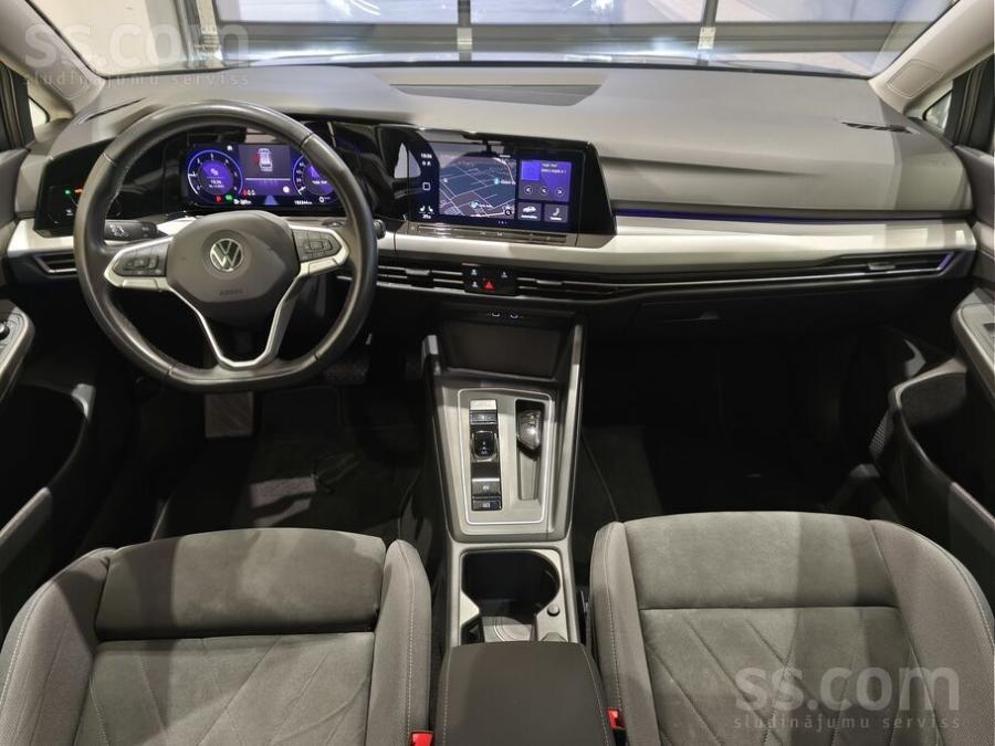 Серый Фольксваген Golf 8 2022 в Рига, объемом двигателя 2.00 л и пробегом 186 тыс. км за 14190 €, фото 8 на AUTOMOTO.COM.LV