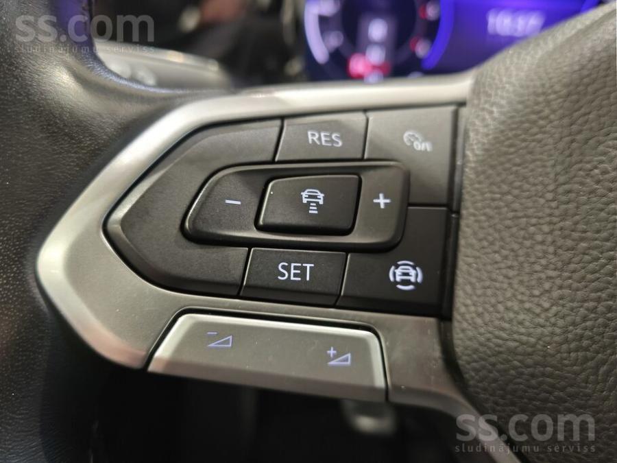 Серый Фольксваген Golf 8 2022 в Рига, объемом двигателя 2.00 л и пробегом 186 тыс. км за 14190 €, фото 13 на AUTOMOTO.COM.LV