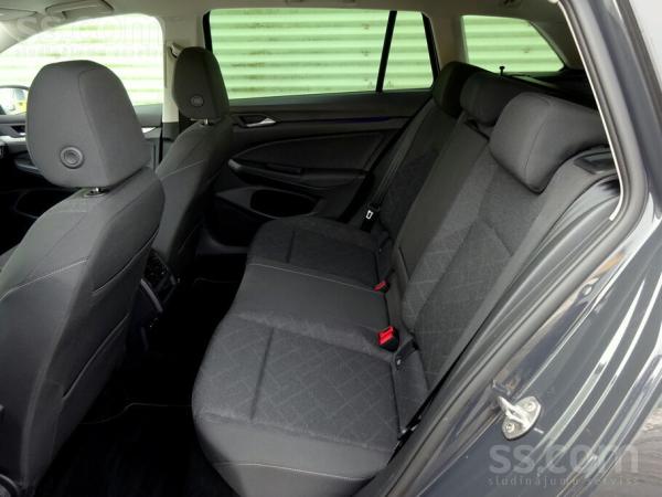 Pelēks Volkswagen Golf VIII 2022 Rīga, ar dzinēja tilpumu 2.00 L un nobraukumu 189 tūkst. km par 15800 €, foto 7 vietnē AUTOMOTO.COM.LV