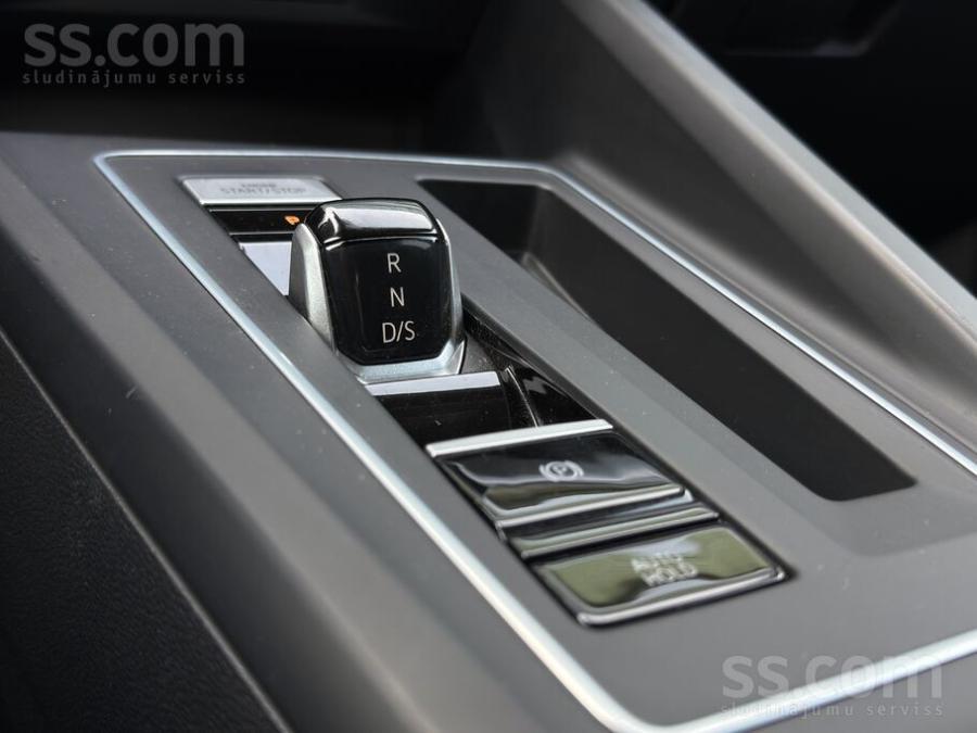 Pelēks Volkswagen Golf VIII 2022 Rīga, ar dzinēja tilpumu 2.00 L un nobraukumu 177 tūkst. km par 15000 €, foto 21 vietnē AUTOMOTO.COM.LV