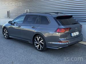 Pelēks Volkswagen Golf VIII 2022 Rīga, ar dzinēja tilpumu 2.00 L un nobraukumu 196 tūkst. km par 19900 €, foto 4 vietnē AUTOMOTO.COM.LV