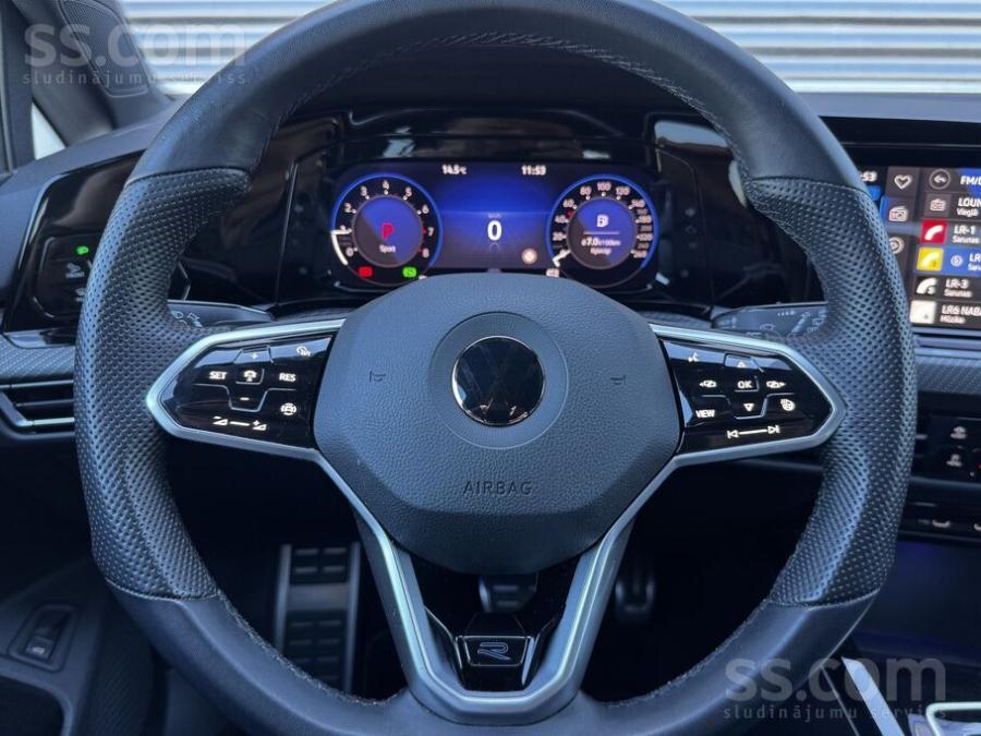 Pelēks Volkswagen Golf VIII 2022 Rīga, ar dzinēja tilpumu 2.00 L un nobraukumu 196 tūkst. km par 19900 €, foto 16 vietnē AUTOMOTO.COM.LV