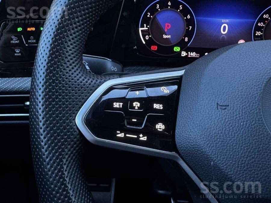 Pelēks Volkswagen Golf VIII 2022 Rīga, ar dzinēja tilpumu 2.00 L un nobraukumu 196 tūkst. km par 19900 €, foto 25 vietnē AUTOMOTO.COM.LV