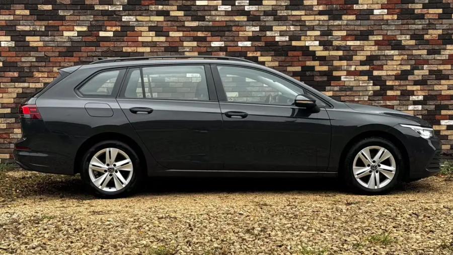 Серый Фольксваген Golf 8 2022 в Рига, объемом двигателя 2.00 л и пробегом 208 тыс. км за 15600 €, фото 7 на AUTOMOTO.COM.LV