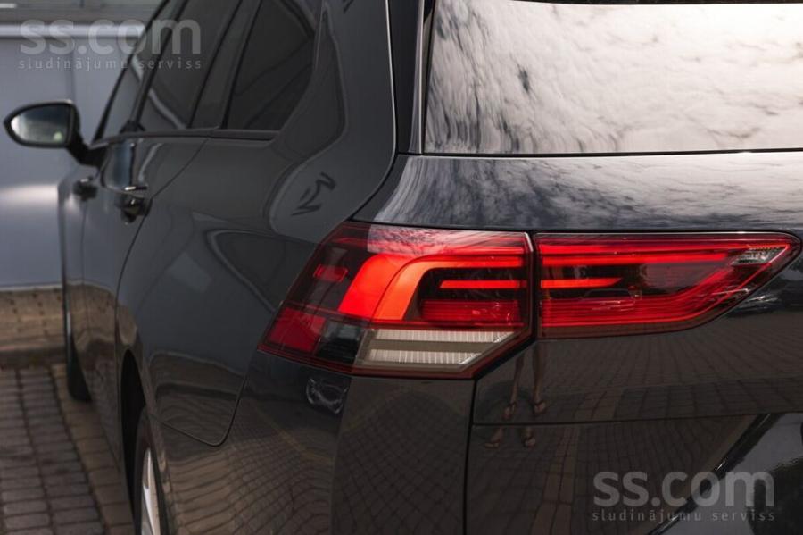 Серый Фольксваген Golf 8 2022 в Вентспилс, объемом двигателя 2.00 л и пробегом 183 тыс. км за 15150 €, фото 12 на AUTOMOTO.COM.LV