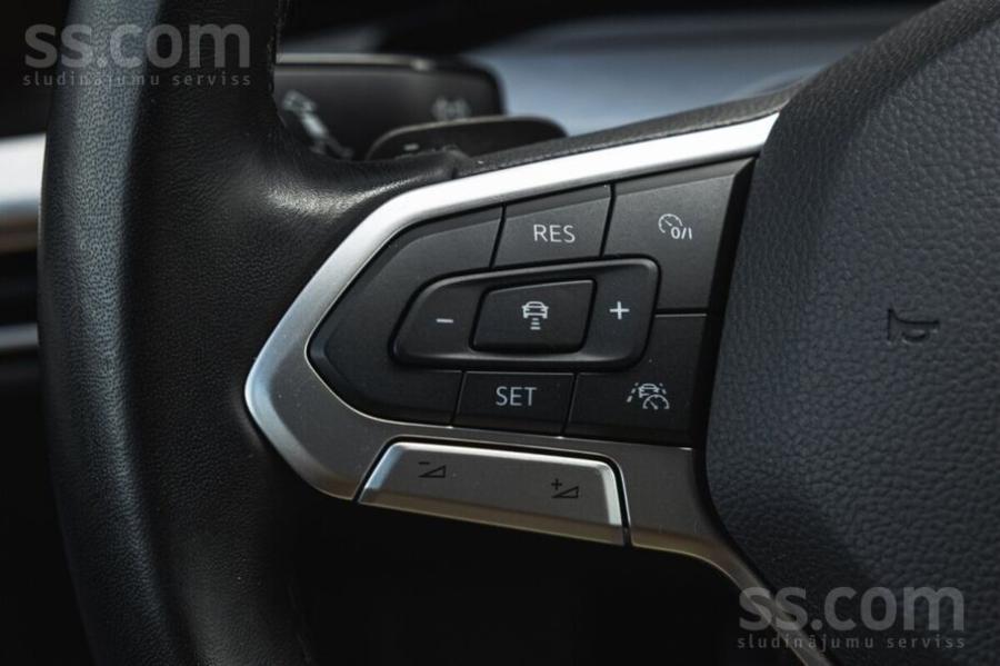Серый Фольксваген Golf 8 2022 в Вентспилс, объемом двигателя 2.00 л и пробегом 183 тыс. км за 15150 €, фото 20 на AUTOMOTO.COM.LV