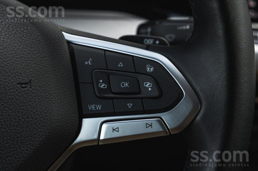 Серый Фольксваген Golf 8 2022 в Вентспилс, объемом двигателя 2.00 л и пробегом 183 тыс. км за 15150 €, фото 21 на AUTOMOTO.COM.LV