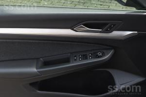 Серый Фольксваген Golf 8 2022 в Вентспилс, объемом двигателя 2.00 л и пробегом 183 тыс. км за 15150 €, фото 29 на AUTOMOTO.COM.LV