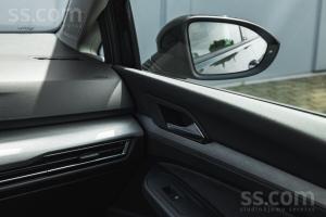 Серый Фольксваген Golf 8 2022 в Вентспилс, объемом двигателя 2.00 л и пробегом 183 тыс. км за 15150 €, фото 31 на AUTOMOTO.COM.LV