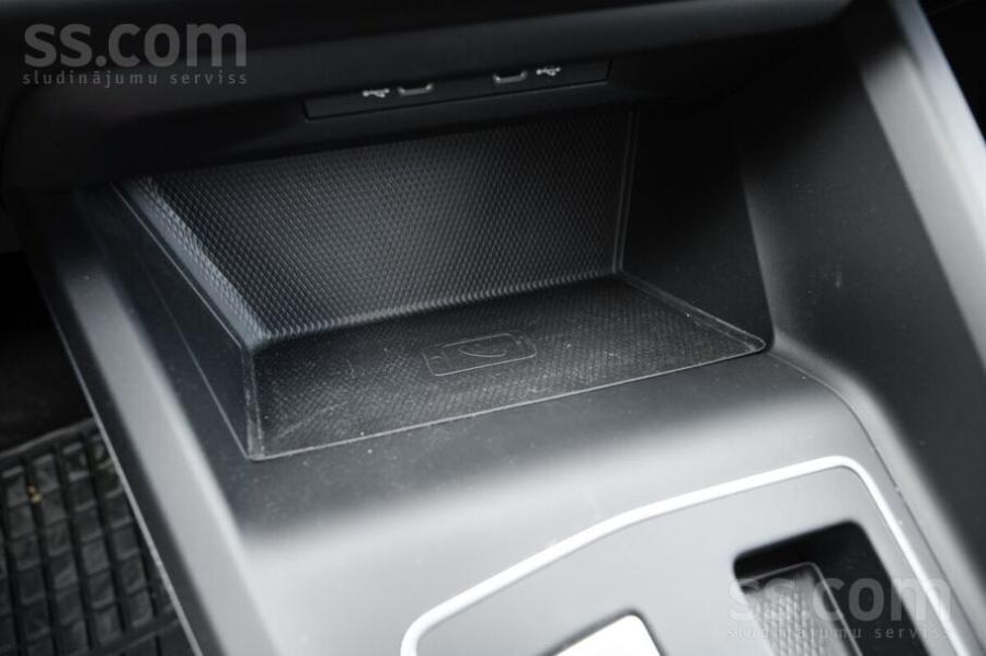 Pelēks Volkswagen Golf VIII 2022 Rīga, ar dzinēja tilpumu 2.00 L un nobraukumu 154 tūkst. km par 15500 €, foto 21 vietnē AUTOMOTO.COM.LV
