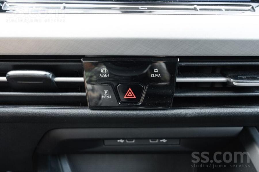 Pelēks Volkswagen Golf VIII 2022 Rīga, ar dzinēja tilpumu 2.00 L un nobraukumu 154 tūkst. km par 15500 €, foto 22 vietnē AUTOMOTO.COM.LV