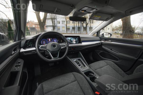 Grey Volkswagen Golf VIII 2022 in Riga, with an engine capacity of 2.00 L and mileage of 180 thousand km for 14800 €, photo 5 on AUTOMOTO.COM.LV