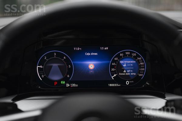 Grey Volkswagen Golf VIII 2022 in Riga, with an engine capacity of 2.00 L and mileage of 180 thousand km for 14800 €, photo 7 on AUTOMOTO.COM.LV