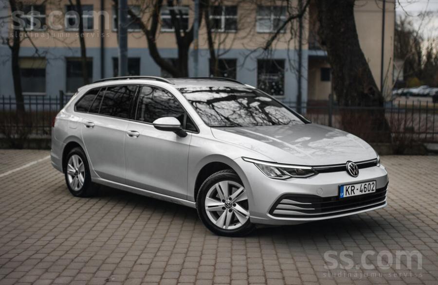Grey Volkswagen Golf VIII 2022 in Riga, with an engine capacity of 2.00 L and mileage of 180 thousand km for 14800 €, photo 3 on AUTOMOTO.COM.LV