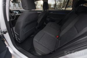 Grey Volkswagen Golf VIII 2022 in Riga, with an engine capacity of 2.00 L and mileage of 180 thousand km for 14800 €, photo 7 on AUTOMOTO.COM.LV