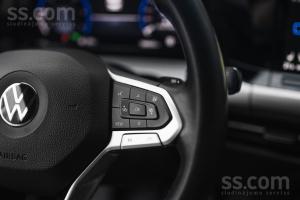 Grey Volkswagen Golf VIII 2022 in Riga, with an engine capacity of 2.00 L and mileage of 180 thousand km for 14800 €, photo 10 on AUTOMOTO.COM.LV