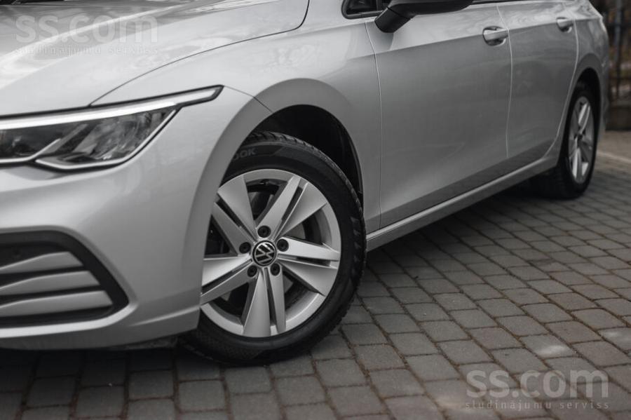 Grey Volkswagen Golf VIII 2022 in Riga, with an engine capacity of 2.00 L and mileage of 180 thousand km for 14800 €, photo 19 on AUTOMOTO.COM.LV